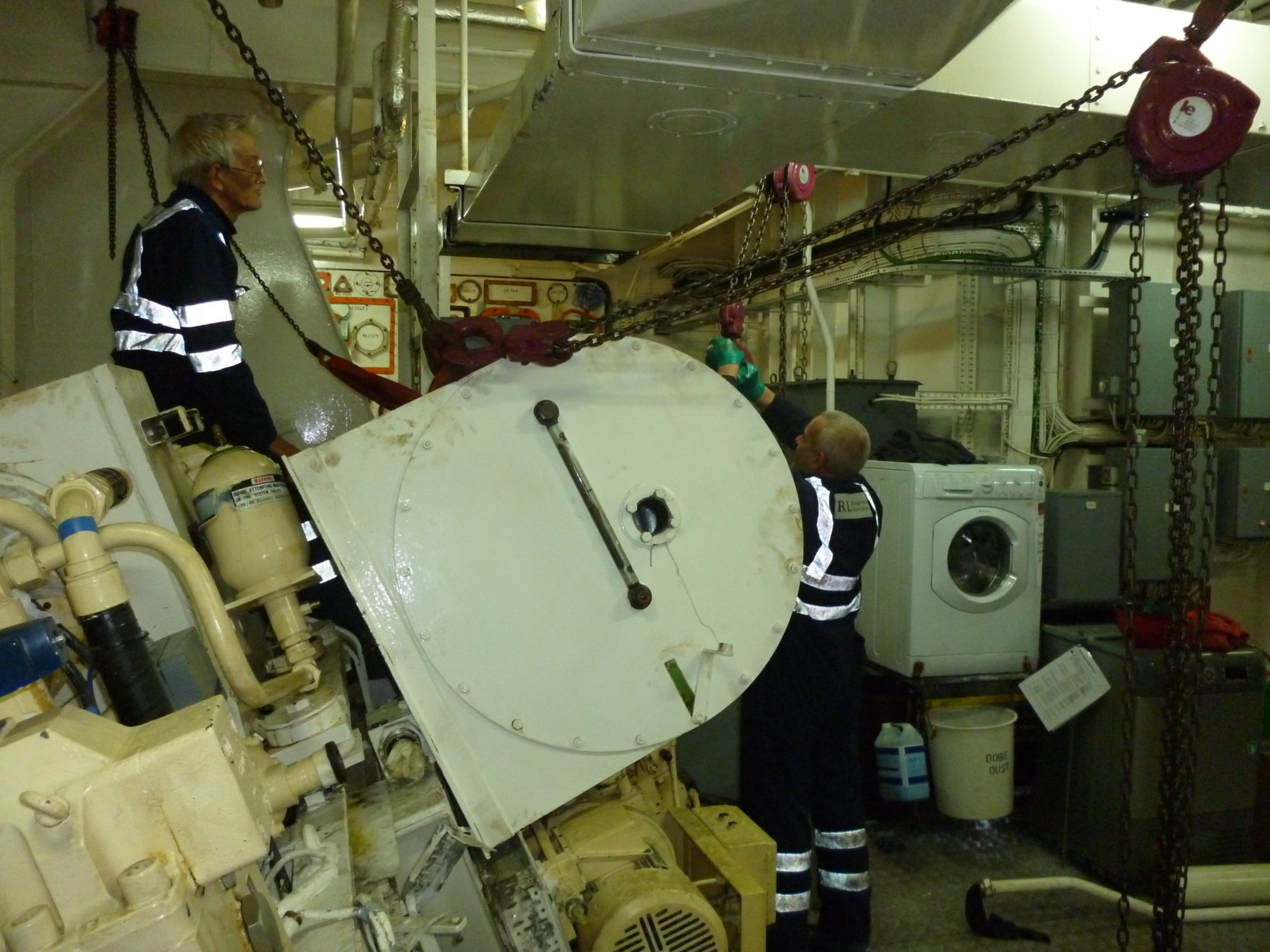 Replacing stabiliser units | RL Engineering