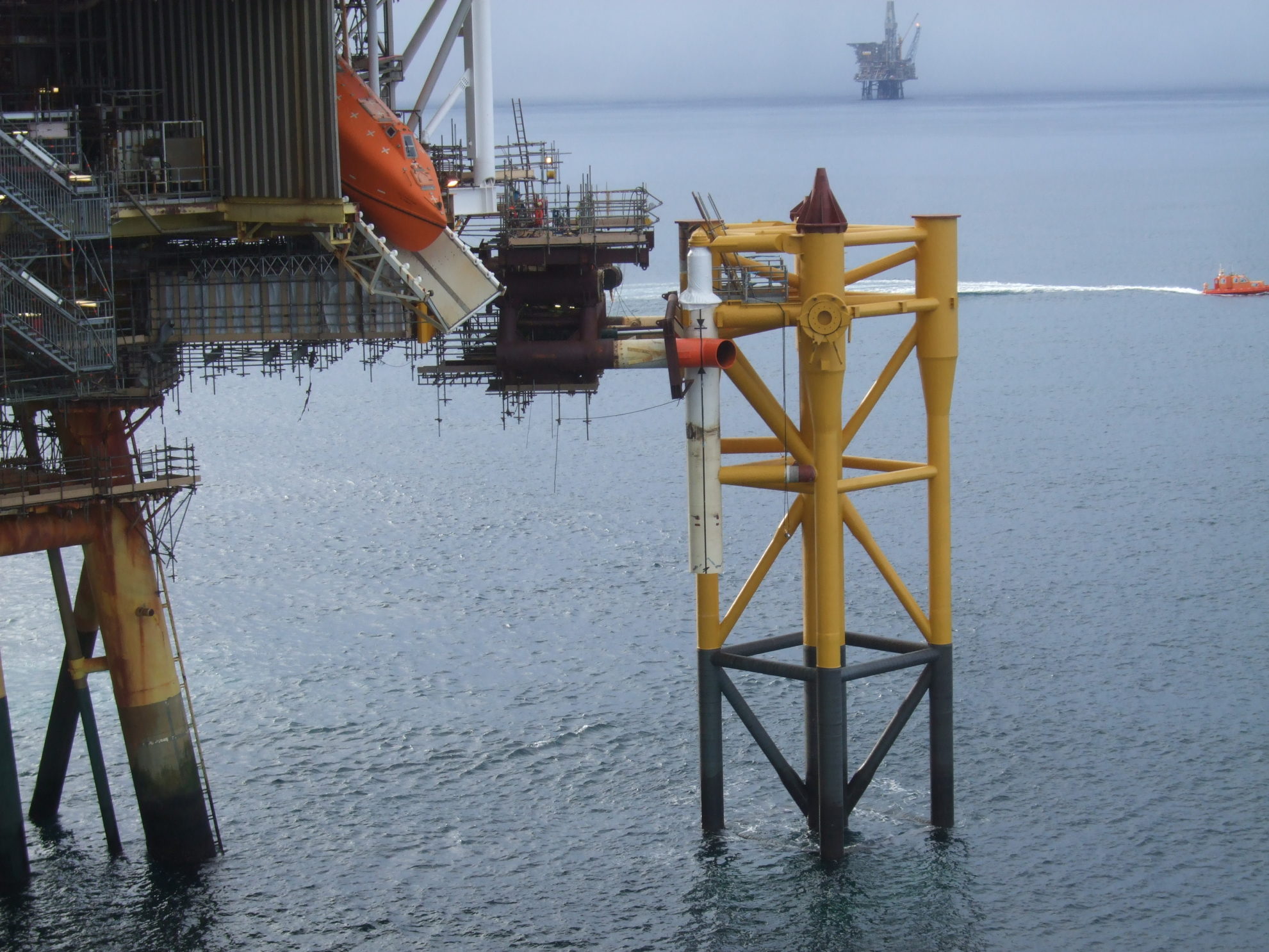 Installation of hydraulic system on mono-column | RL Engineering